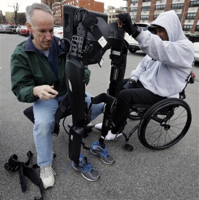 [Pics] Futuristic robot legs approved for our wounded warriors - The ...