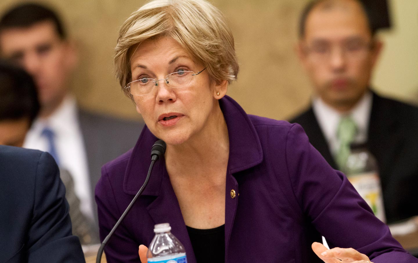 Liz Warren's secret Trump phone call, revealed - The Horn News