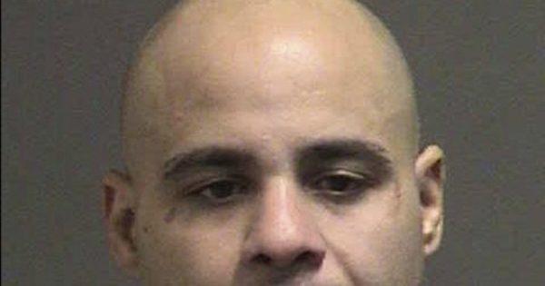 [INSANE] Meth man goes berserk, attacks... mattress!? - The Horn News