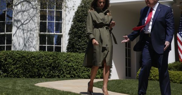 First Lady Melania Trump reopens White House for public tours - The ...