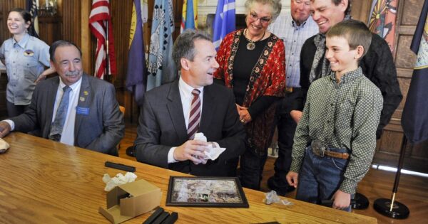 Judge claims family can inherit million-dollar dinosaur fossils - The ...