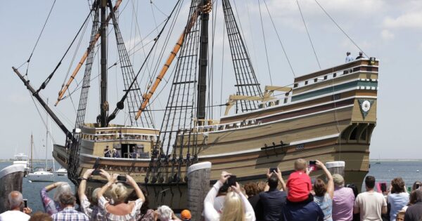 Mayflower II sets sail - The Horn News