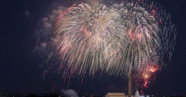 New Year's fireworks explosion in Honolulu kills 3, injures 20 - The ...