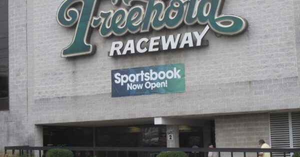 86-year old driver wins race at Freehold Raceway - The Horn News