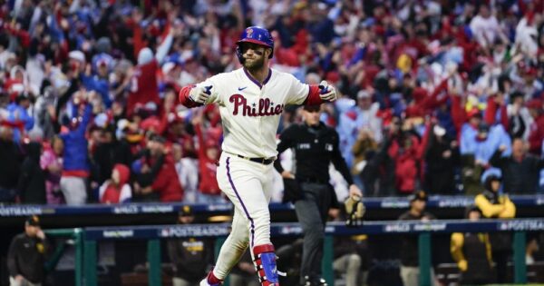 Philadelphia Phillies star Bryce Harper pulls off clever gender reveal ...