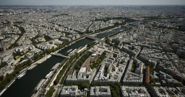 France falls behind schedule in preparing for Olympics because of this ...