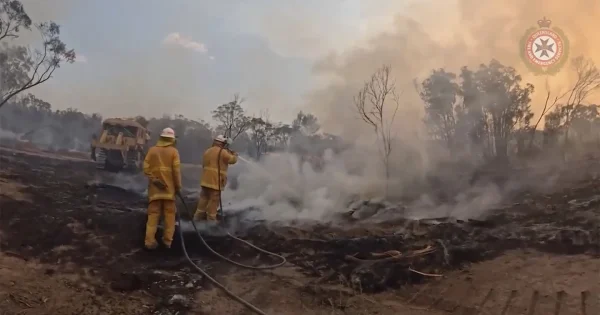 Australian wildfire just claimed one life and more than 50 homes ...