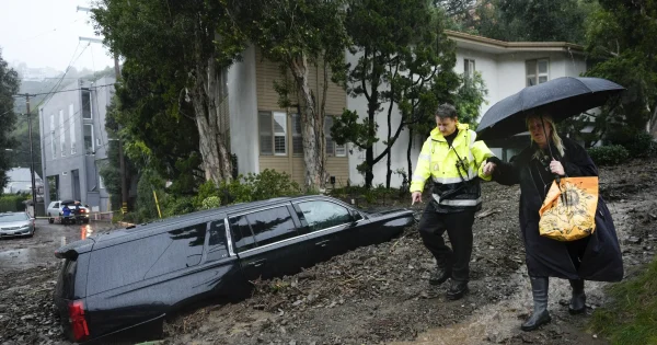 [Wild footage] Floods in Southern California overwhelmed by rain - The ...