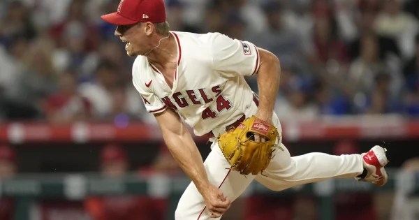 MLB relief pitcher fires fastest pitch of season - The Horn News