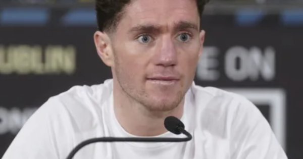 Boxer John Cooney dies days after title fight defeat - The Horn News