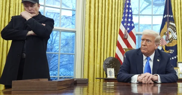 Trump, Musk bury hatchet in Friday phone call - The Horn News