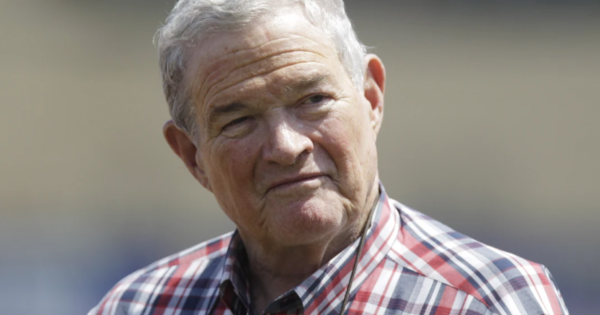 Ex-GOP Sen. Christopher “Kit” Bond dies at 86 - The Horn News