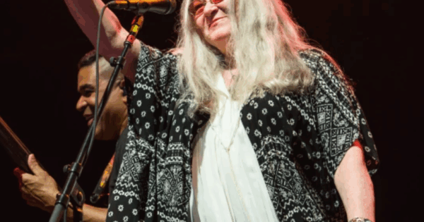 Donna Jean Godchaux-MacKay, Grateful Dead's only female singer, dies at ...